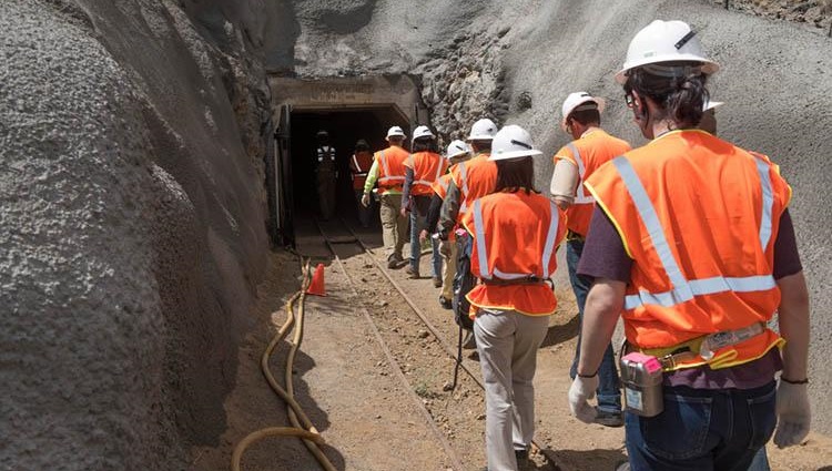 MGE And Hexagon Develop Online Mining Courses | School of Mining ...